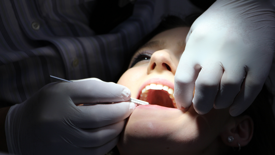 A Guide to Knocked Out Tooth Emergencies - First Aid Training