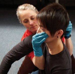 Methods to Manually Stabilize a Patient's Head | Coast2Coast