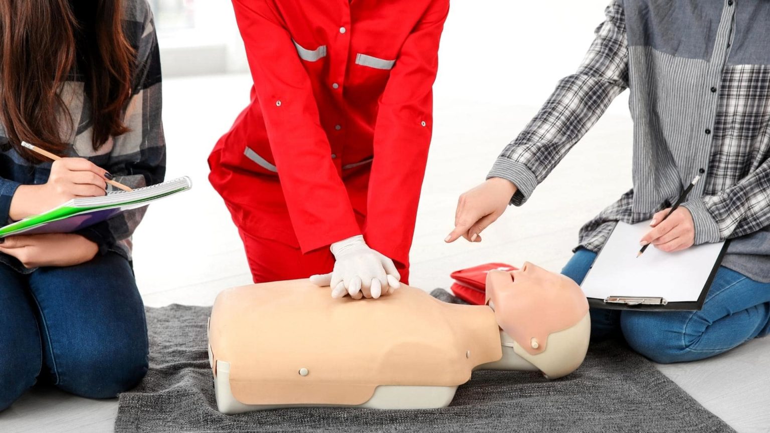 10 Topics for Emergency & Standard First Aid | Coast2Coast
