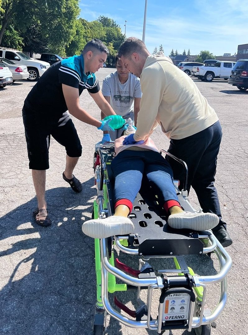 Professional Responder Program | Canadian Red Cross Courses