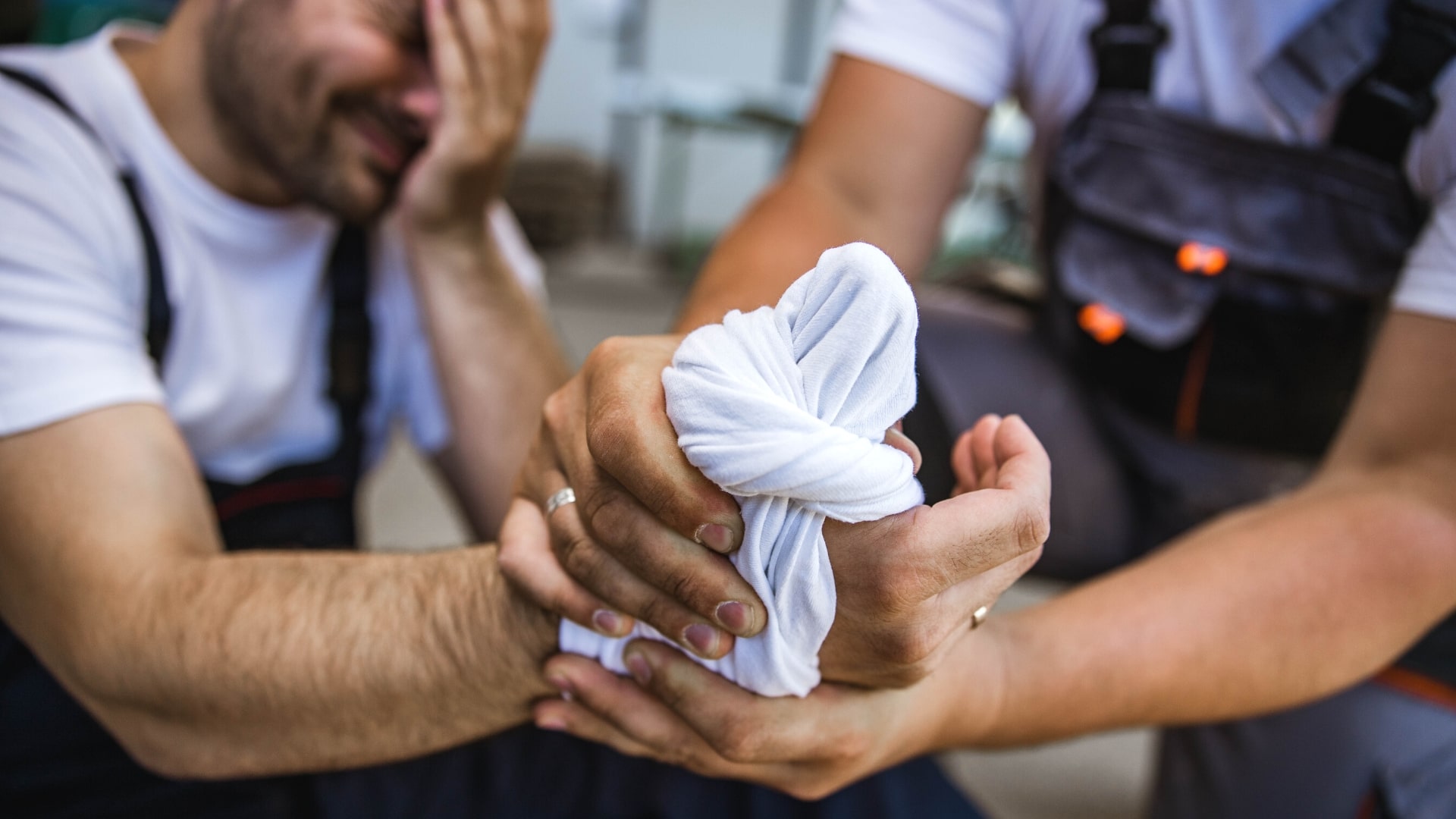 Benefit Your Employees with Workplace Safety Training | Coast2Coast