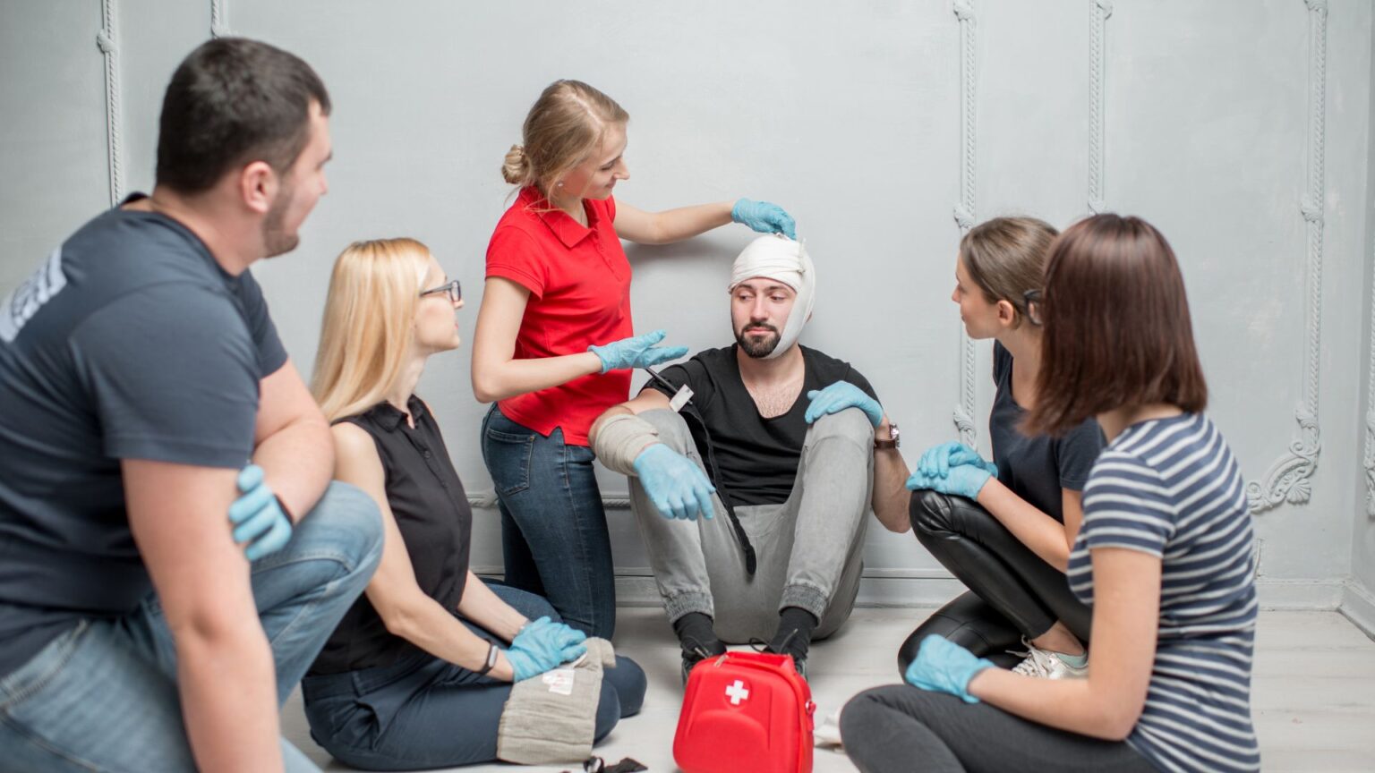 How Long Does First Aid Training Take? | Coast2Coast