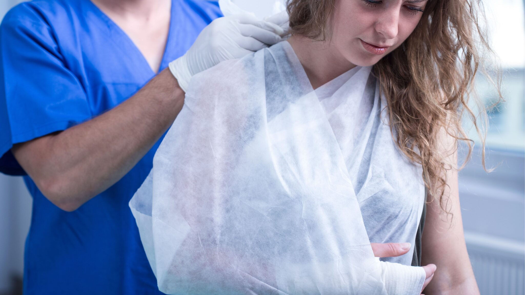 How to Make and Wear a Sling After an Emergency