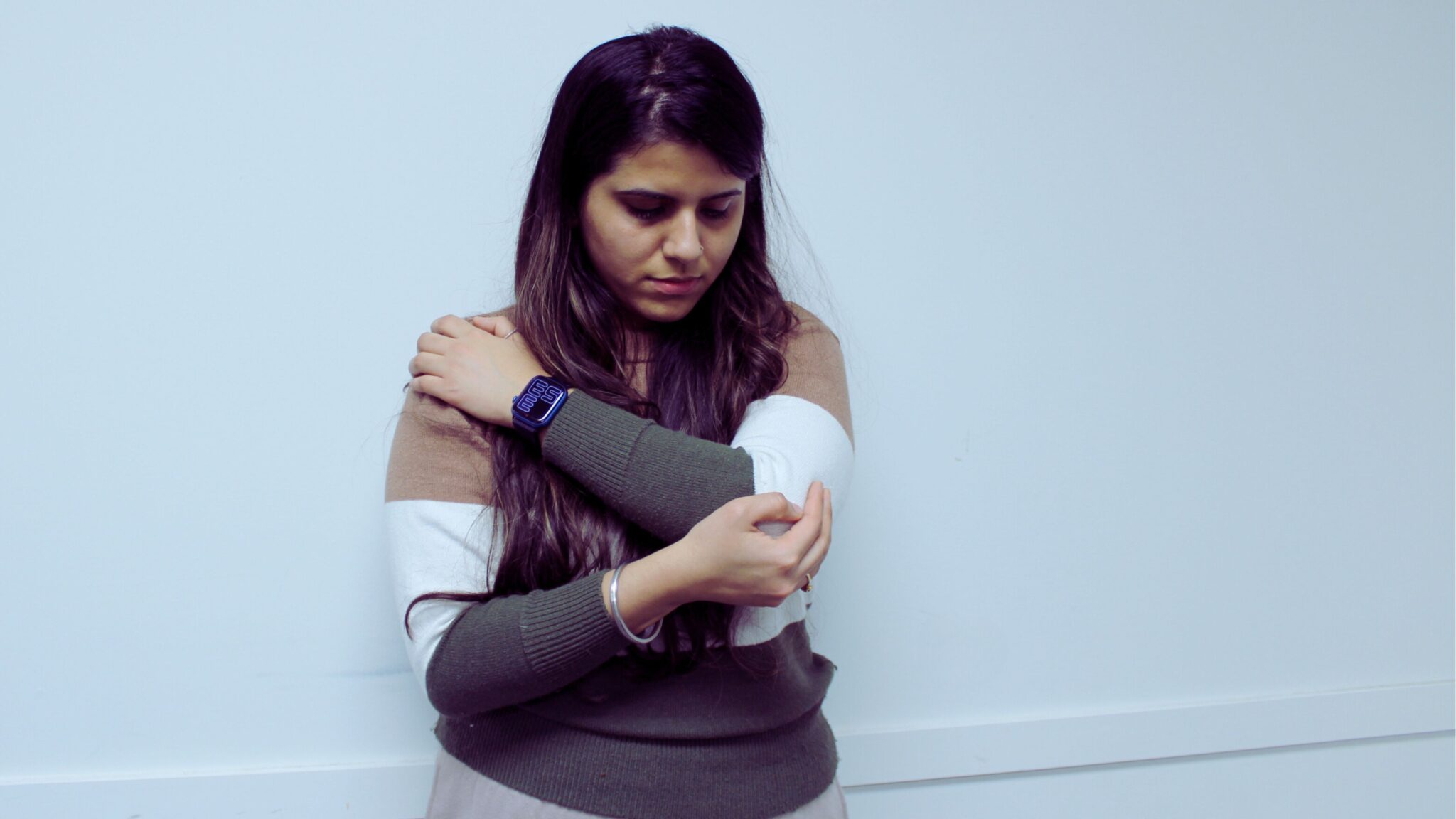 How to Make and Wear a Sling After an Emergency