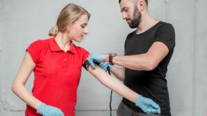 Tourniquet First Aid: A Step-by-Step Guide | Coast2Coast